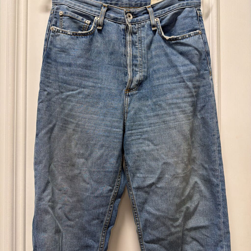 Straight Leg Jeans – The Refind